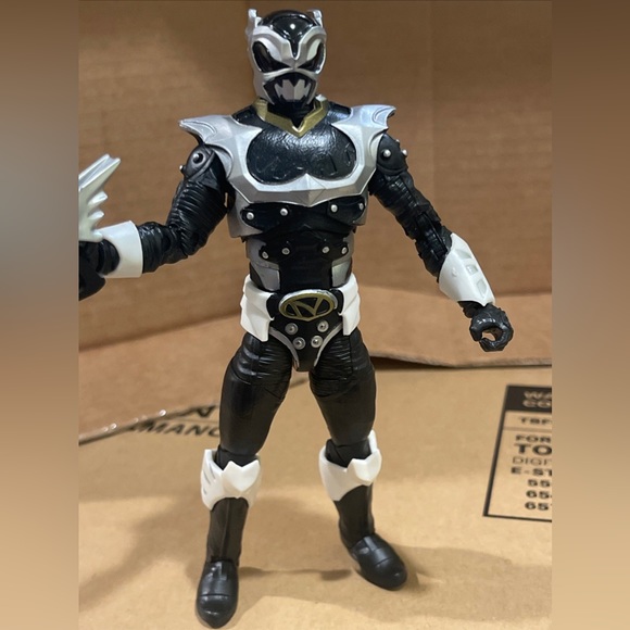 Bandai Namco | Toys | Power Rangers Space Lightening Psycho Silver ...